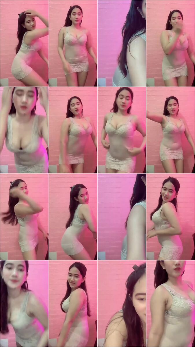 EBOT Busana Transparan Bikin Halu