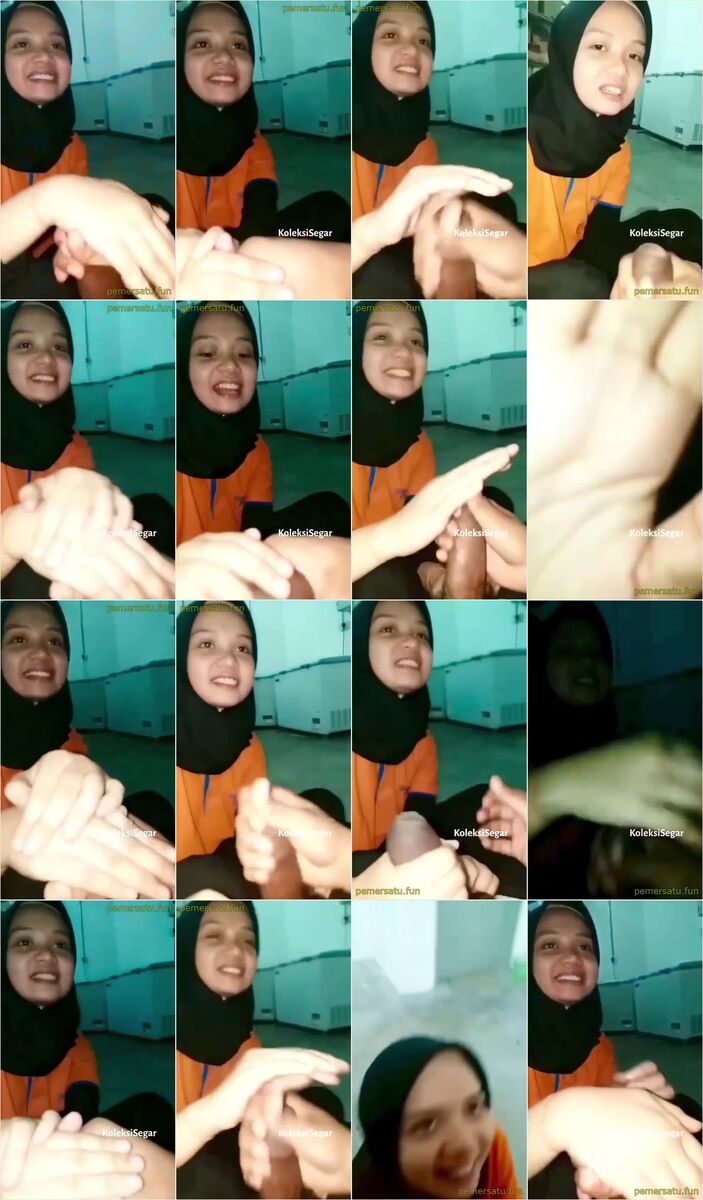 karyawati hijab penurut sepong kontol hitam (1)