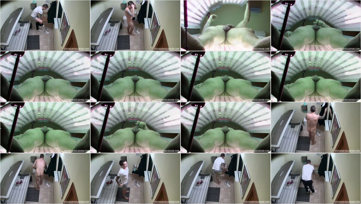 Hidden camera in solarium солярии Fit guy