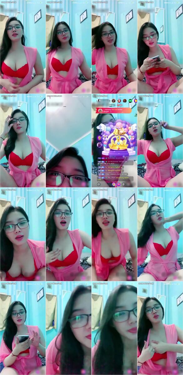 Bokep Indo MangoLive Julia Lea Spill Toket -