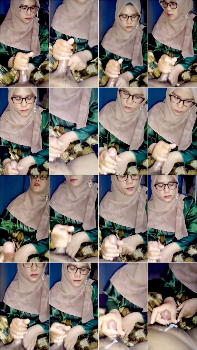 TANTE HIJABERS CANTIK BIKIN CROT DIPERUT