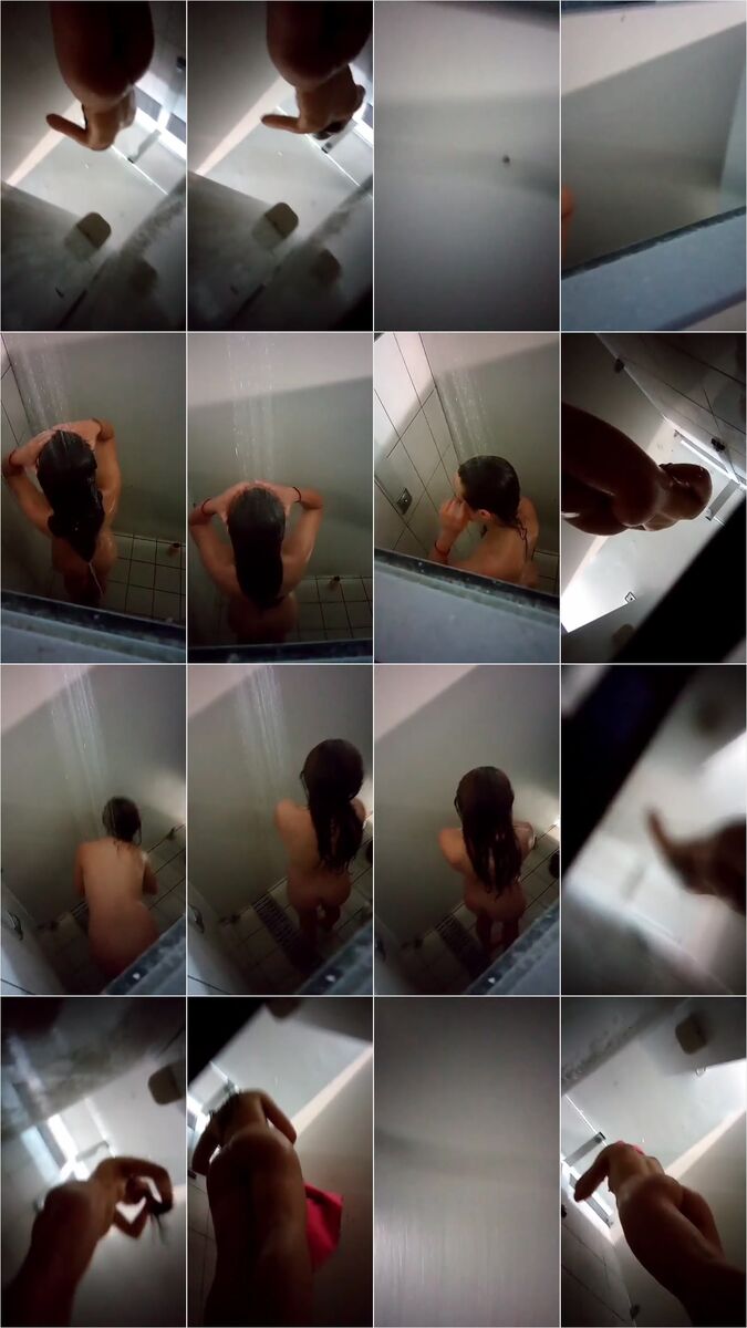 Nasty wolf+•+3 37+Hl+me+film+me+doucher+je+fini+par+le+remarqu